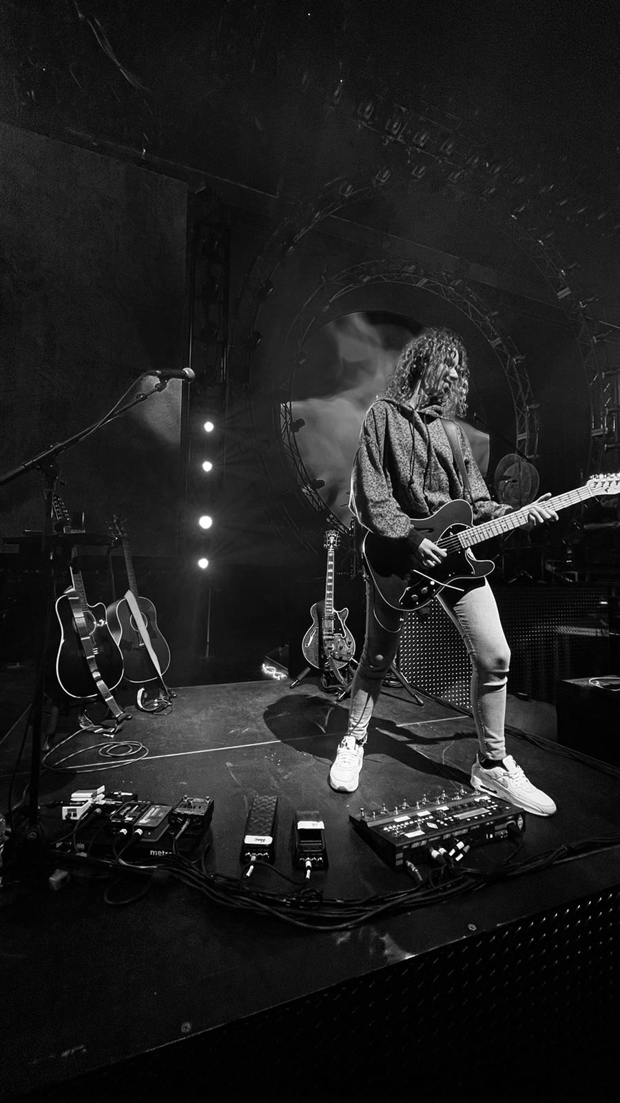 Sus Vasquez – Guitarist, Arena-ready! – Modern Guitar Magazine